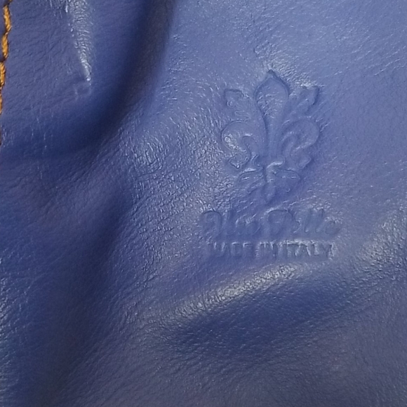 Vera Pelle | Bags | Genuine Italian Leather Crossbody Messenger Bag ...